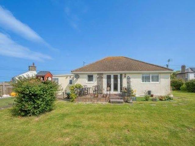 4 Bedroom Detached Bungalow For Sale In Llanon, Dyfed