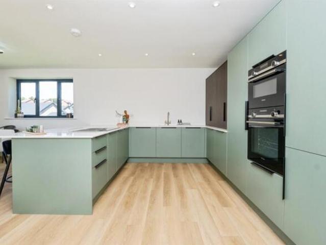 4 bedroom detached bungalow for sale in Magpie Bottom Lane, Hanham, Bristol, BS15