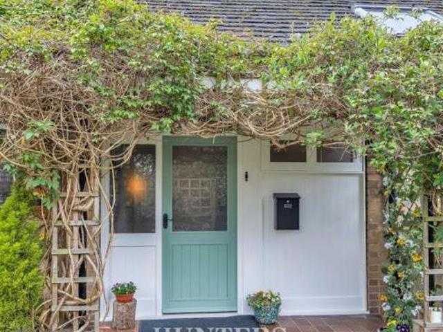 4 Bedroom Detached Bungalow For Sale In Middleton