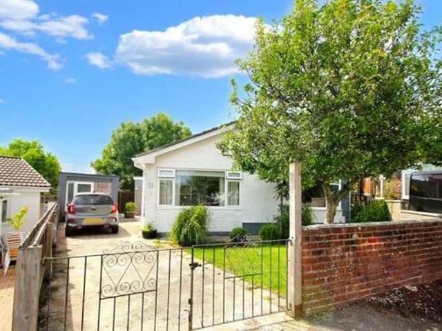 4 Bedroom Detached Bungalow For Sale In New Hedges