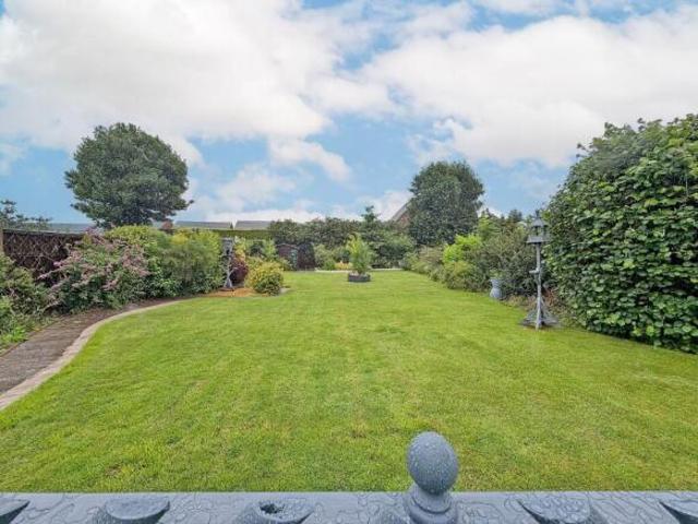 4 bedroom detached bungalow for sale in Stafford Road, Wolverhampton, WV10