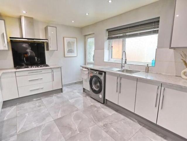 4 bedroom detached bungalow for sale in Prestwich Hills, Prestwich, M25