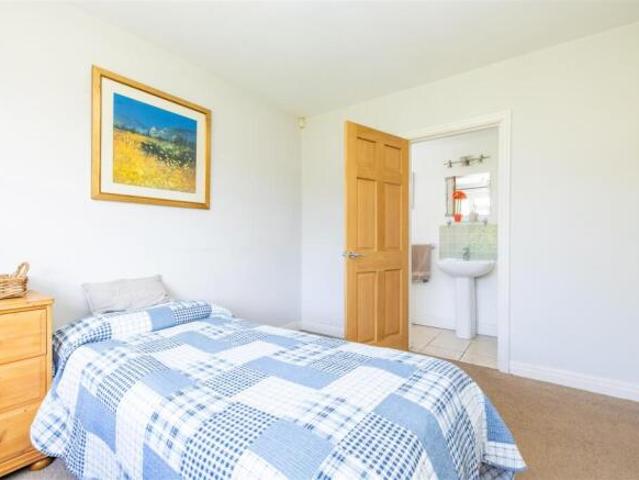 4 bedroom detached bungalow for sale in Rakehill Road, Scholes, Leeds, LS15