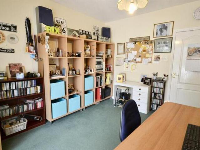 4 bedroom detached bungalow for sale in Rectory Road, Wanlip, LE7