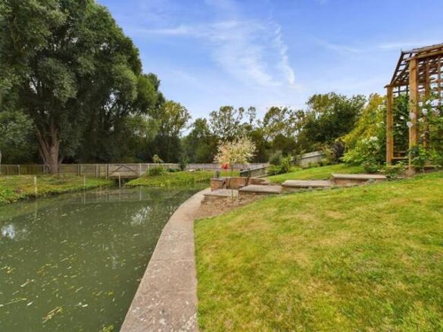 4 bedroom detached bungalow for sale in Riverside Mead, Stanground Marina, Peterborough, PE2
