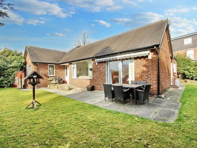 4 bedroom detached bungalow for sale in Woodland Crescent, Prestwich, M25