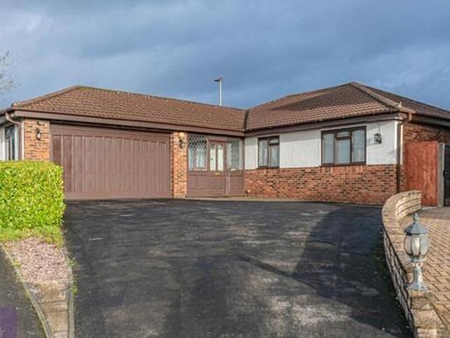 4 Bedroom Detached Bungalow For Sale In Worsley