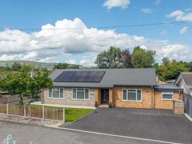4 Bedroom Detached Bungalow For Sale In Walton