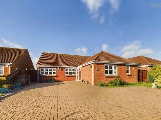 4 Bedroom Detached Bungalow For Sale In Weston Hills