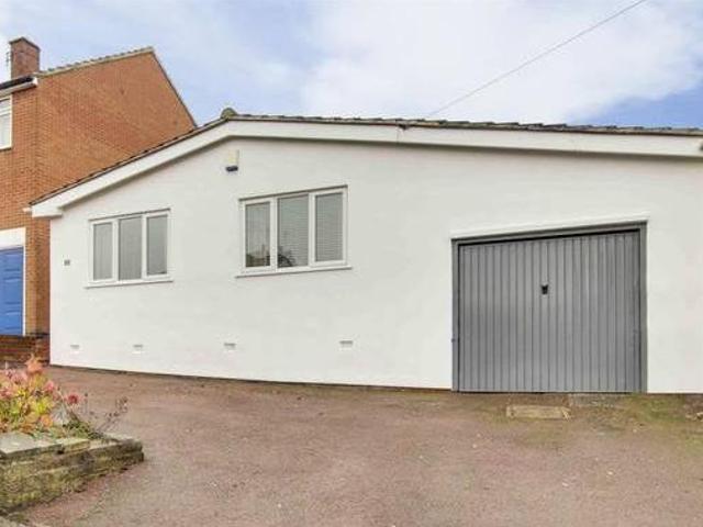 4 bedroom detached bungalow for sale in Windsor Crescent Woodthorpe Nottinghamshire NG5 4PX NG5