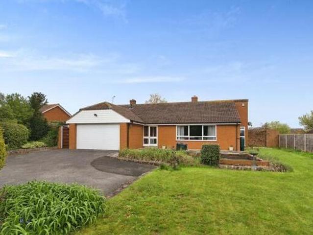 4 Bedroom Detached Bungalow For Sale In Taunton