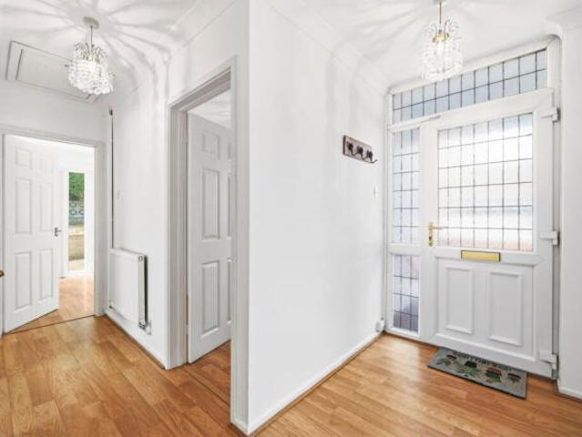 4 bedroom detached bungalow for sale in Twyni Teg, Killay, Swansea, SA2 7NS, SA2