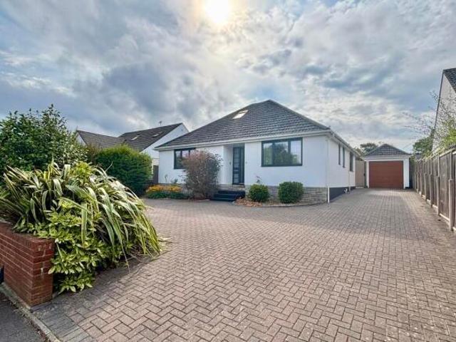4 bedroom detached bungalow for sale in Upton Way, Broadstone, BH18