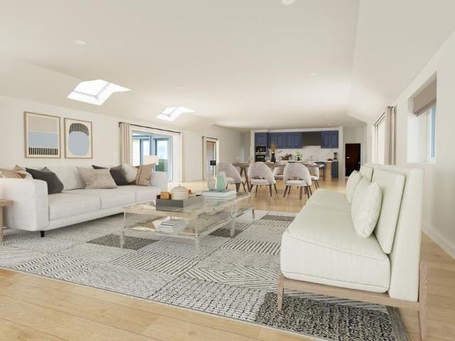 4 bedroom detached bungalow to rent