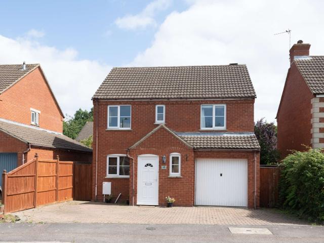 4 bedroom Detached for rent in Hanson Road, Abingdon, OX14