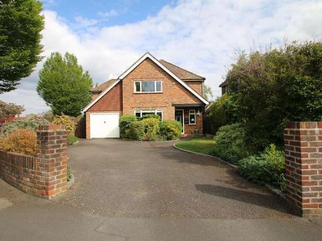 4 Bedroom Detached House