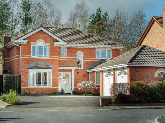 4 Bedroom Detached House
