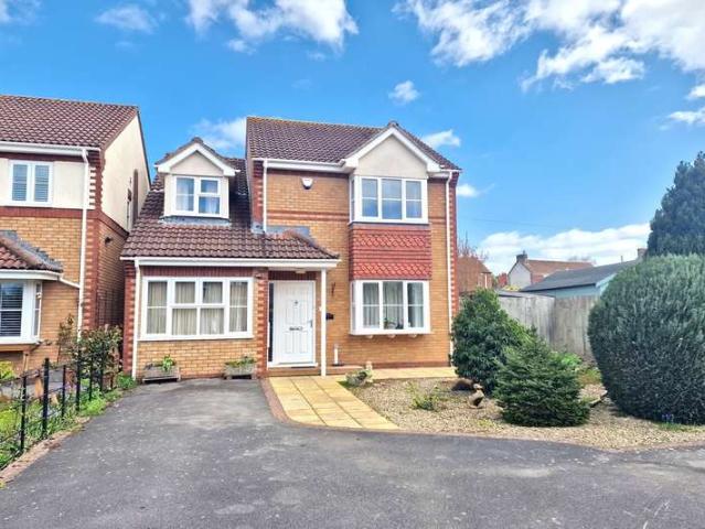4 Bedroom Detached House
