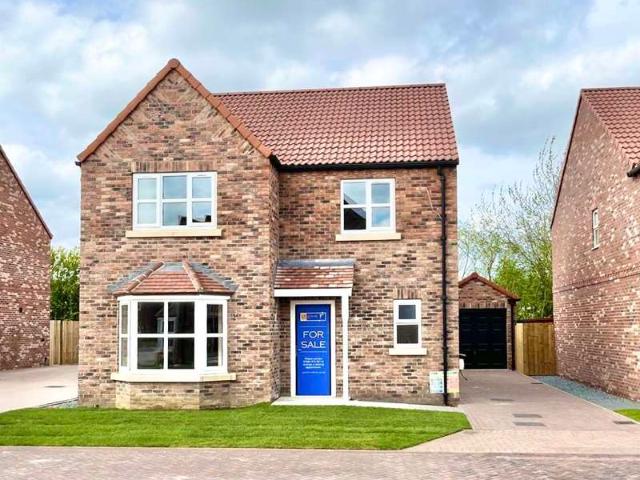 4 Bedroom Detached House