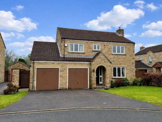 4 Bedroom Detached House