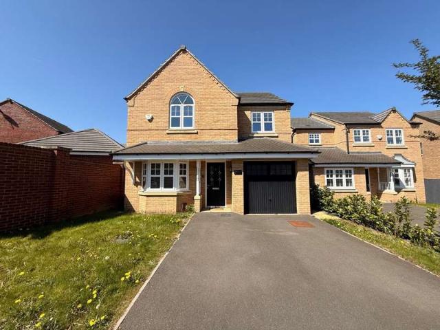 4 Bedroom Detached House
