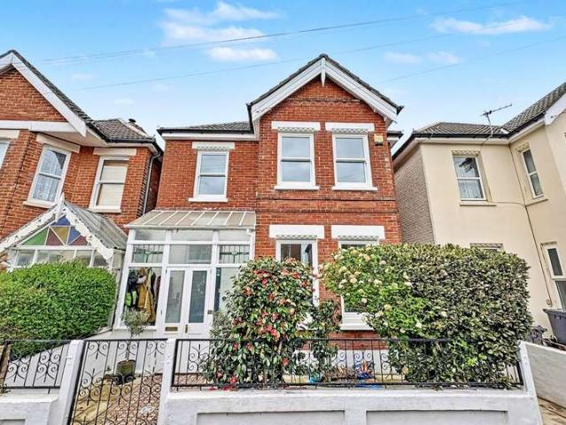 4 Bedroom Detached House