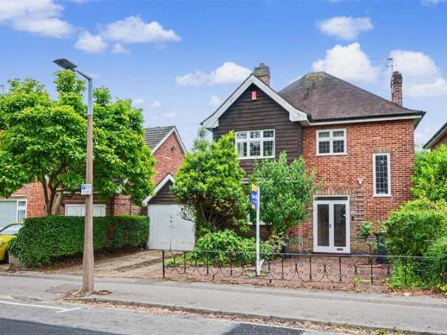 4 Bedroom Detached House