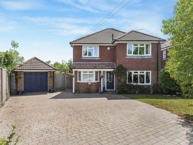 4 Bedroom Detached House