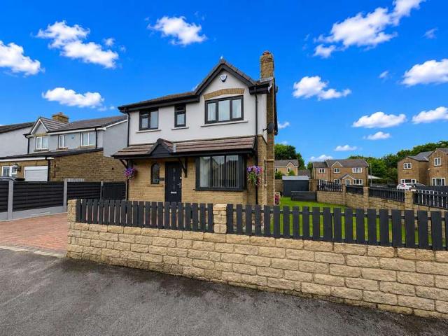 4 Bedroom Detached House