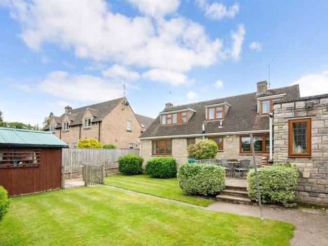 4 Bedroom Detached House
