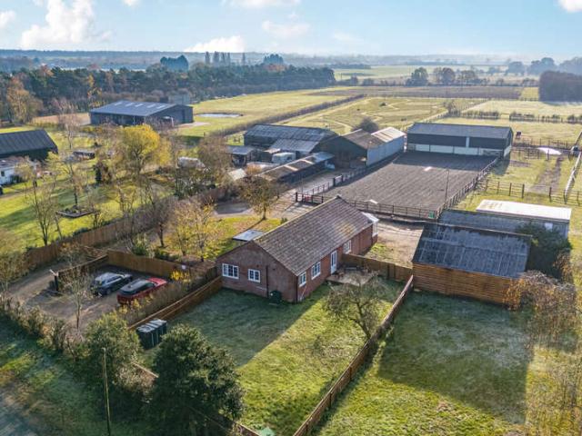 4 Bedroom Detached House