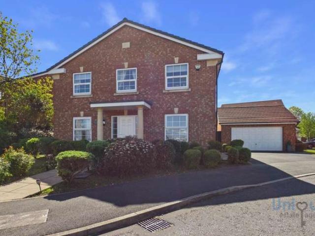 4 Bedroom Detached House