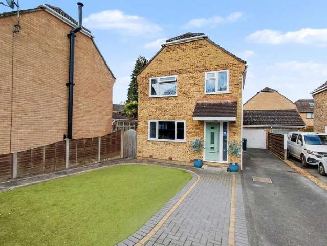 4 Bedroom Detached House