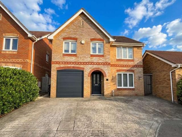 4 Bedroom Detached House