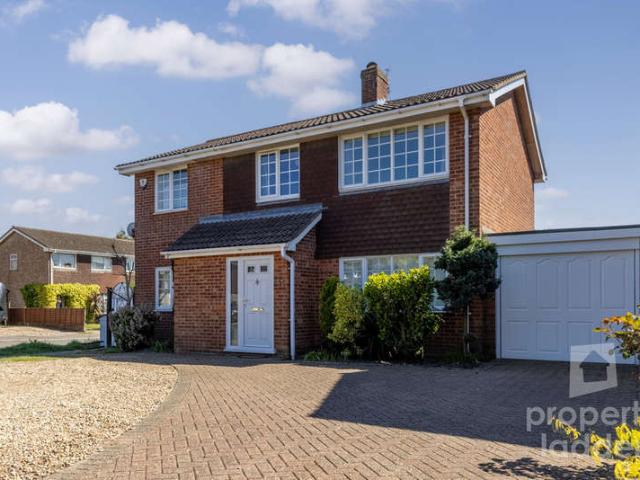 4 Bedroom Detached House