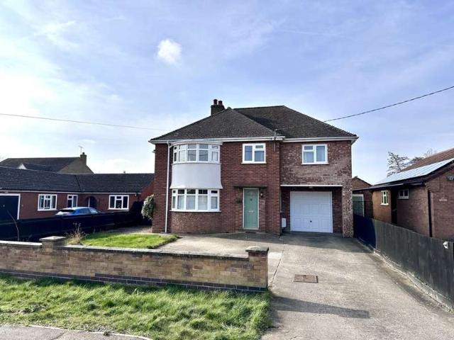 4 Bedroom Detached House