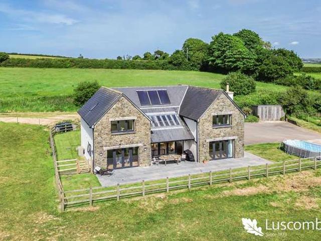 4 Bedroom Detached House