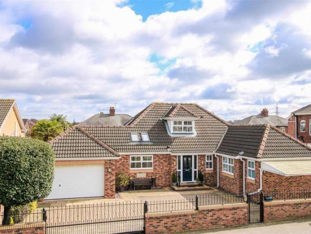 4 Bedroom Detached House