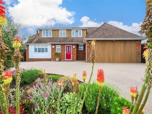 4 Bedroom Detached House