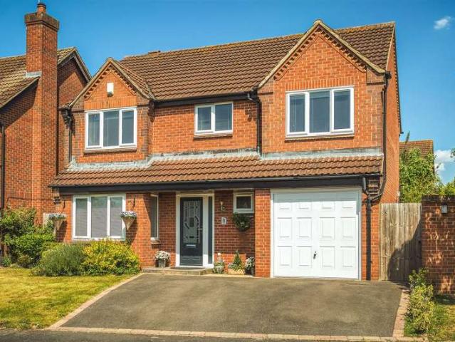 4 Bedroom Detached House