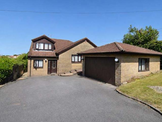 4 Bedroom Detached House