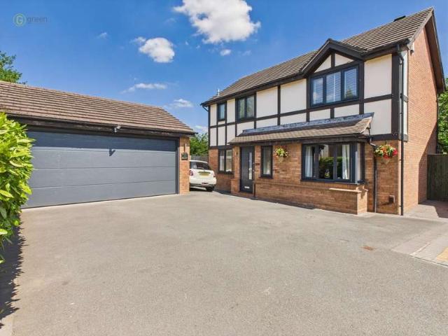 4 Bedroom Detached House