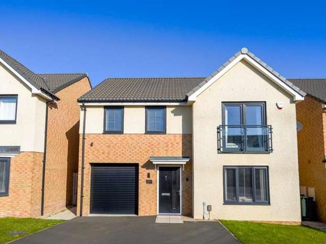 4 Bedroom Detached House