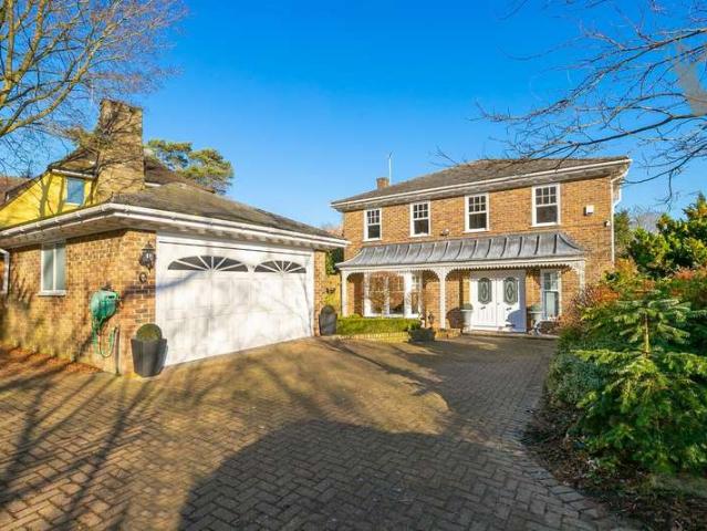 4 Bedroom Detached House
