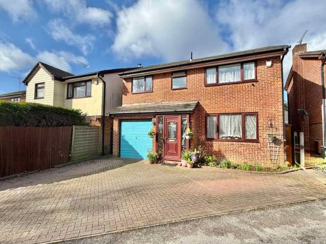 4 Bedroom Detached House