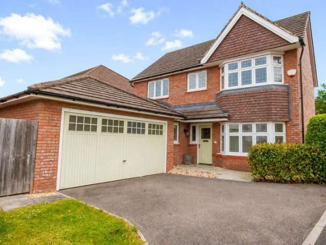4 Bedroom Detached House
