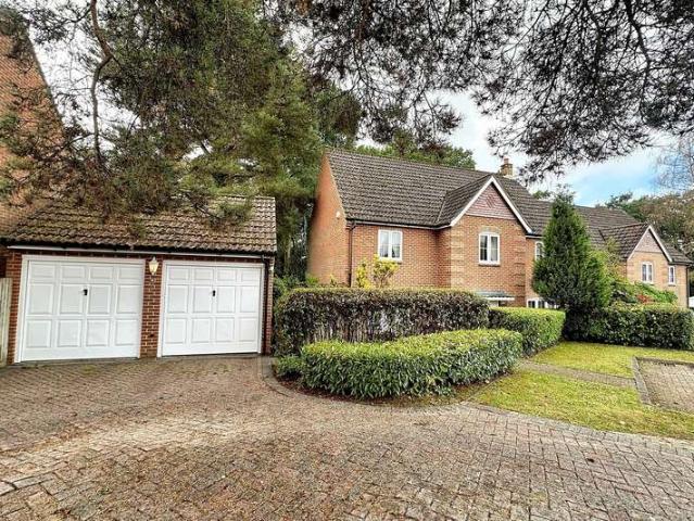 4 Bedroom Detached House
