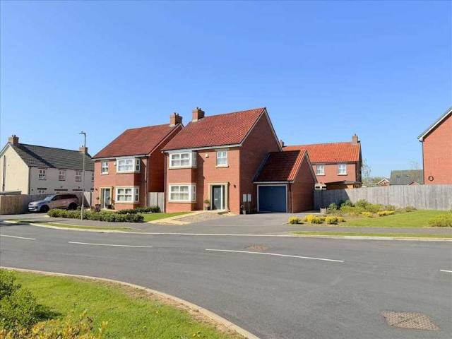 4 Bedroom Detached House