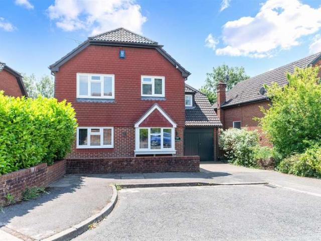 4 Bedroom Detached House