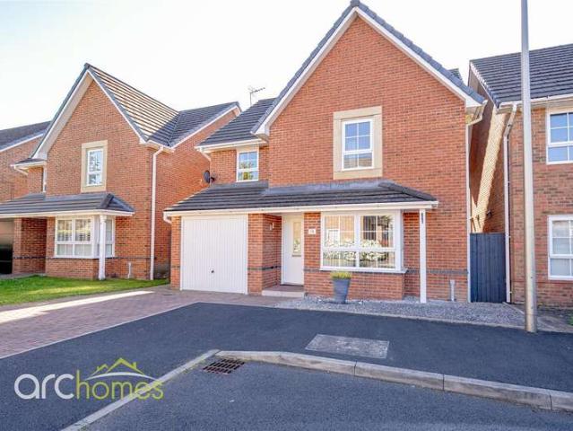 4 Bedroom Detached House